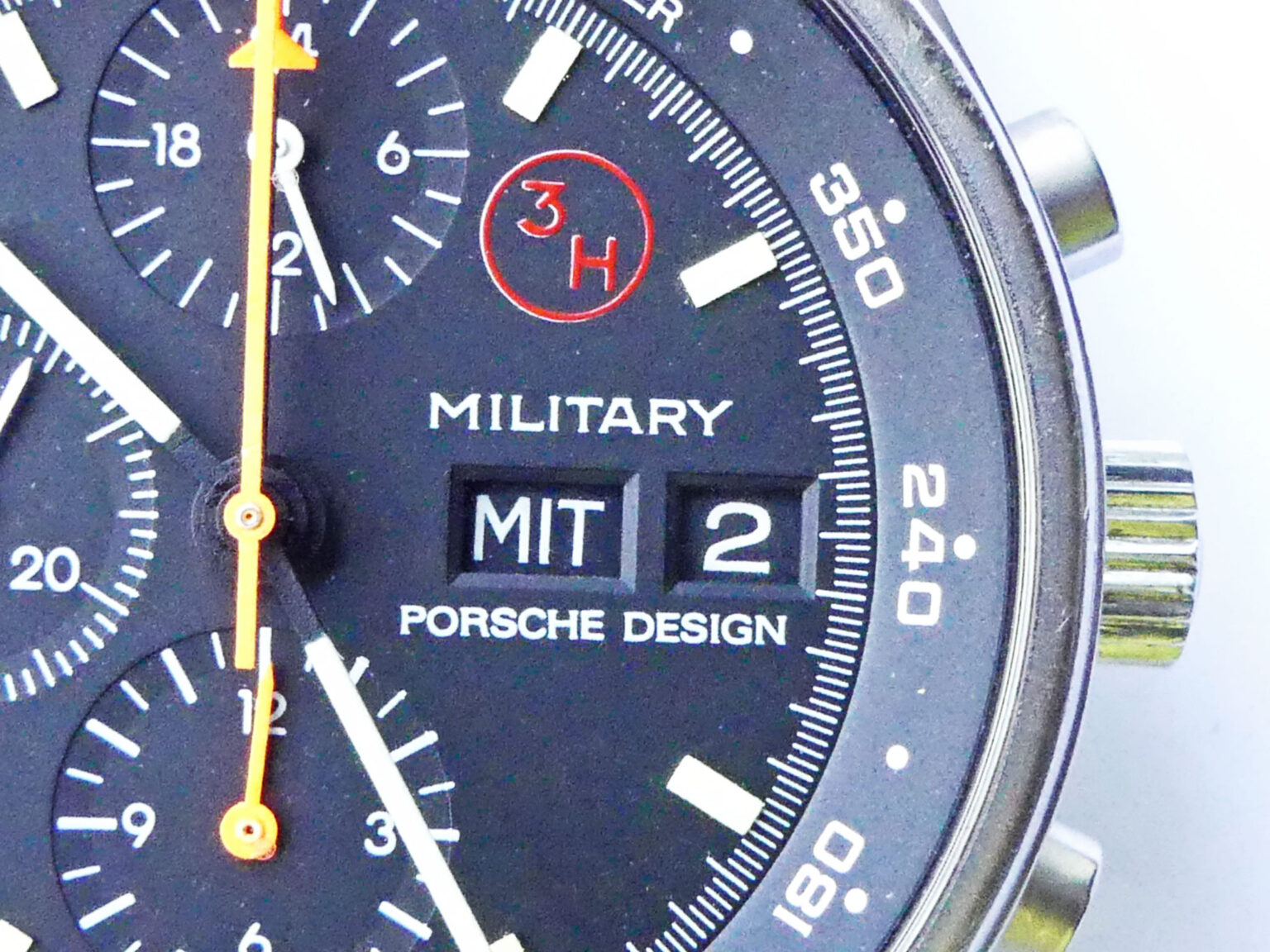 Orfina Porsche Design Ref. 7176 BUND Military – ClassicHeuer